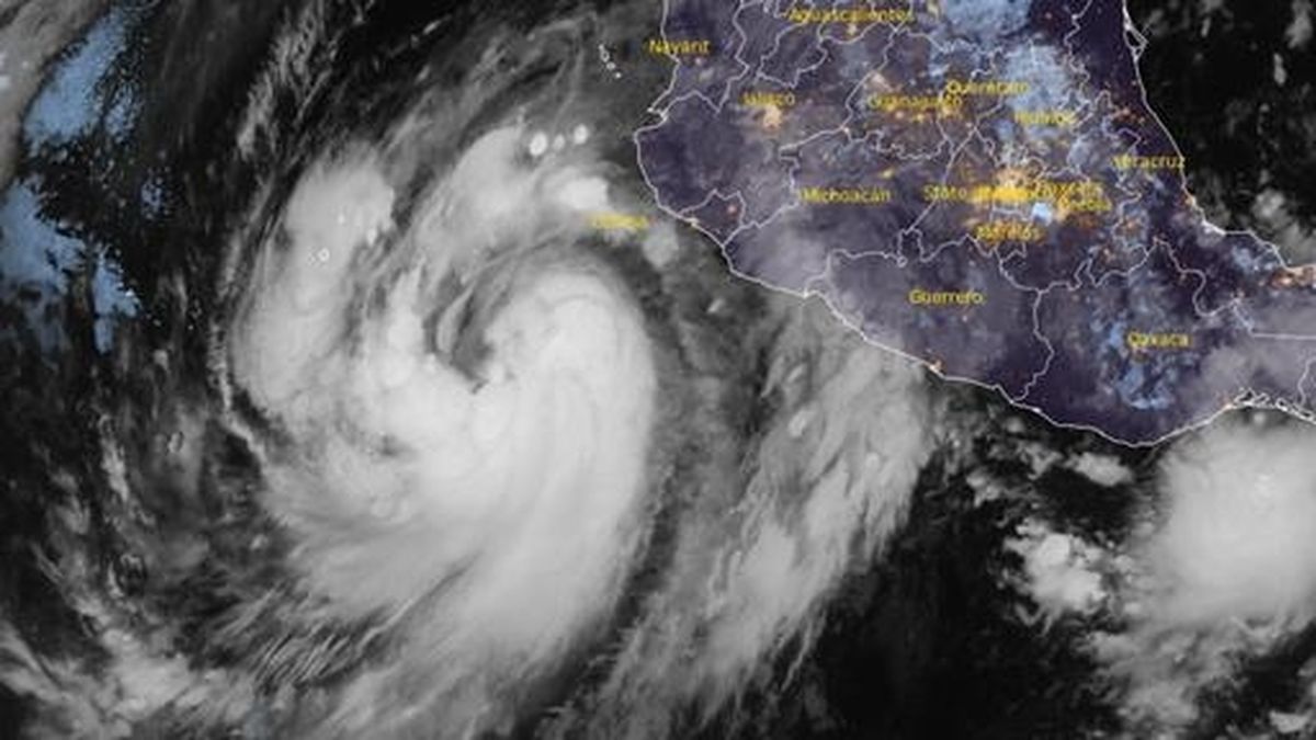 Hurricane Priscilla Threatens Mexico With Heavy Rains - The Pinnacle ...