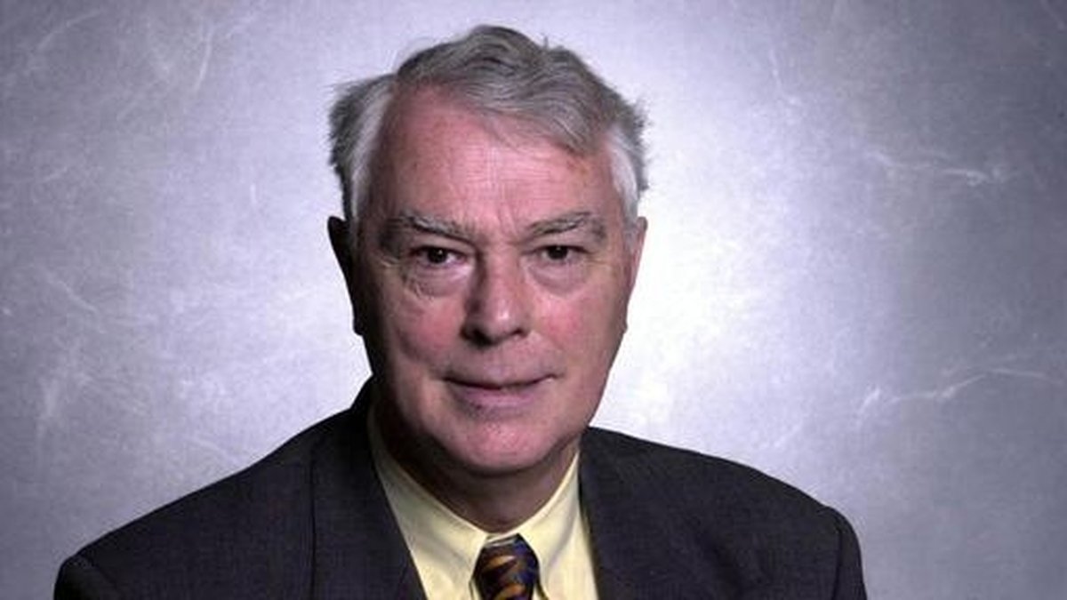 Unionist Stalwart Martin Smyth Dies At Age 94 - Grand Pinnacle Tribune